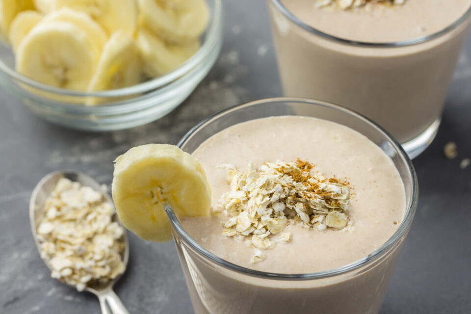 Oatmeal At Night (Benefits & Recipes) - Simply Oatmeal